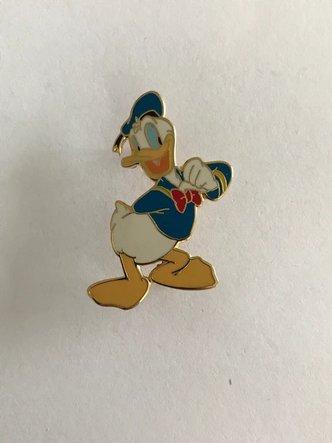 DISNEY PINS LIMITED Edition Donald Duck 65th Birthday Proud Donald £10. ...