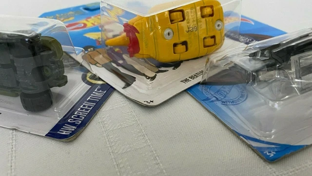 HOT WHEELS LOT x9 BATMOBILE/SNOOPY/UNSC WARTHOG/BEATLES YELLOW ...