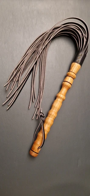 MARTINET NEUF CUIR et bois spanking fessée french flogger handcrafted ...
