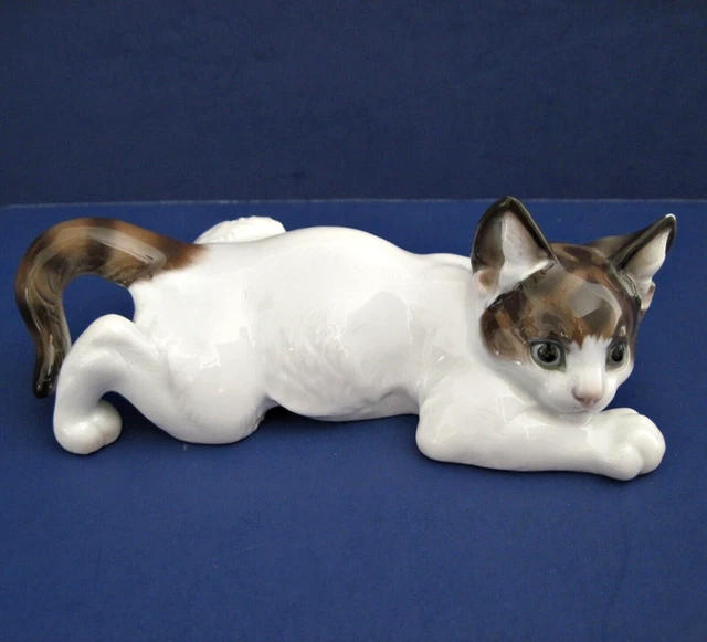 VINTAGE ROSENTHAL PORCELAIN Cat Figurine T Karner 6.25" PAINT SKIP READ ...
