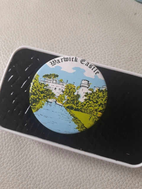 WARWICK CASTLE VINTAGE Badge £4.20 - PicClick UK