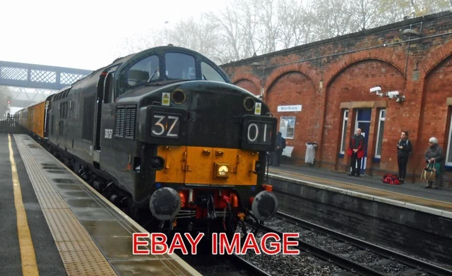 PHOTO AN Old Class 37 Diesel Loco D6757 Coming Into Melton Mowbray ...