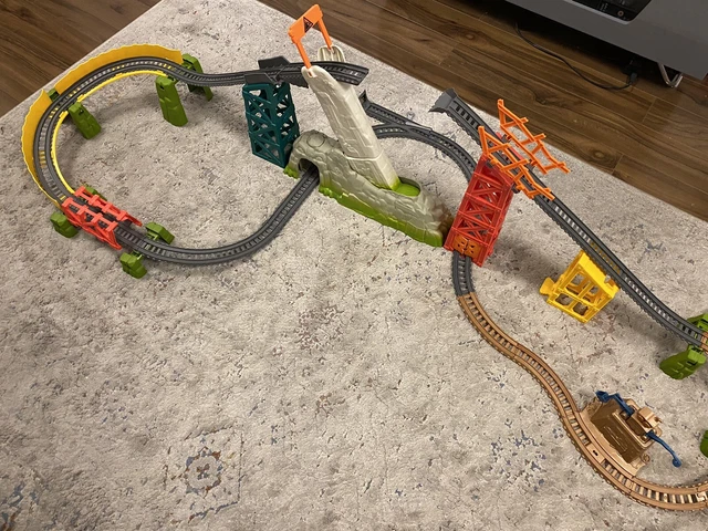 THOMAS THE TANK engine trackmaster sets Deluxe Avalanche Escape £16.00 ...