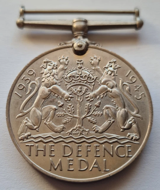 VINTAGE DEFENCE MEDAL.ROYAL.MILITARY.1939-1945.KING George Vi. War ...