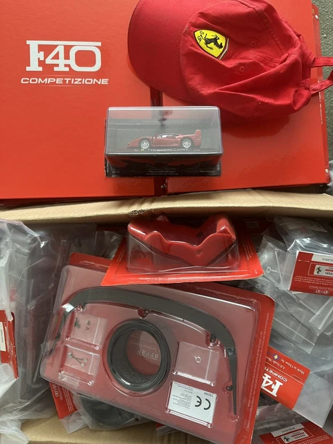 CENTAURIA 1:8 SCALE Build The Ferrari F40 By Panini. Full Kit With ...