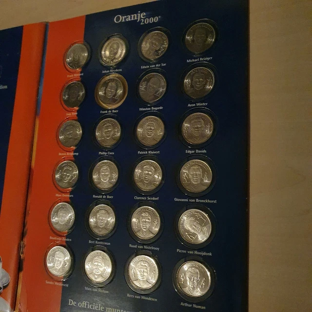 SHELL OIL COINS KNVB UEFA EURO 2000 Dennis Bergkamp Jaap Stam Ruud v ...