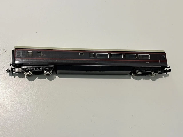 GRAHAM FARISH N Gauge MK3 Coach Royal Train Livery £5.43 - PicClick UK