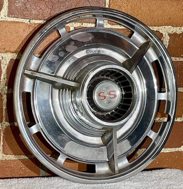 1963-66 CHEVY SS 14" Hubcap Chrome Camaro Chevelle Nova Impala Super ...
