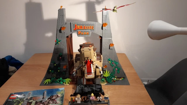 LEGO JURASSIC WORLD: Jurassic Park: T. rex Rampage (75936) £149.00 ...