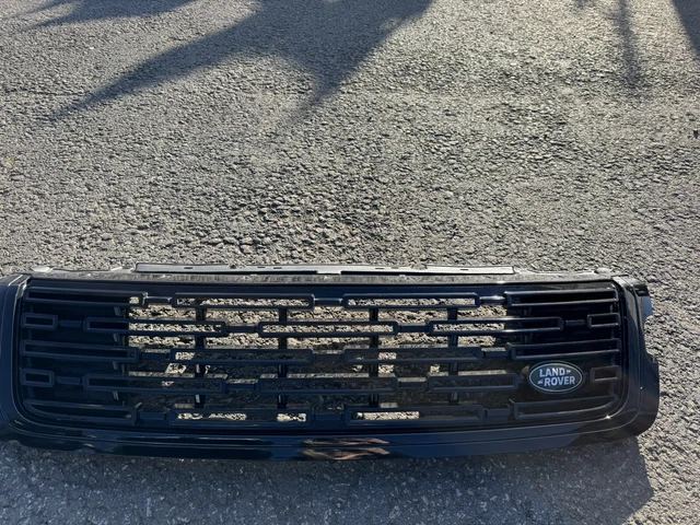 GENUINE LAND ROVER Velar L560 Front Bumper Grill J8A28C436 £250.00 ...