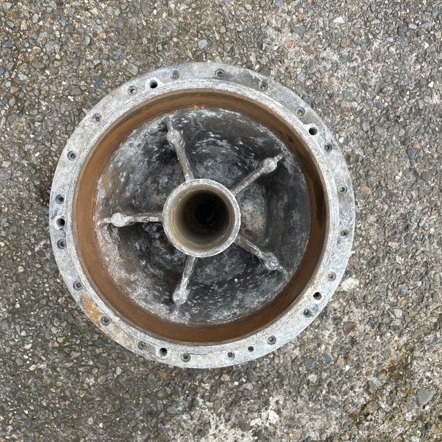 BSA TRIUMPH REAR Conical Hub Bare 2 £95.00 - PicClick UK