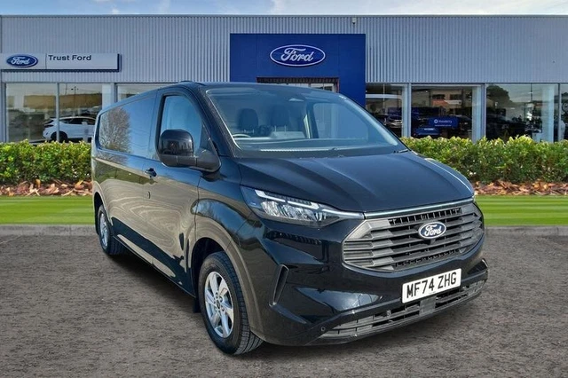 FORD TRANSIT CUSTOM 300 Limited L2 LWB FWD 2.0 EcoBlue 136ps Low Roof ...