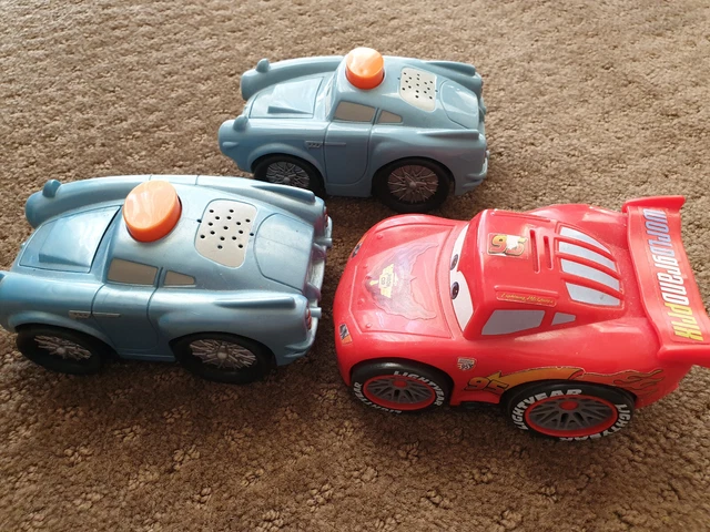 DISNEY PIXAR CARS Lightning McQueen shake'n'go & 2x flashlight Finn ...