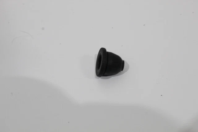 Audi A4 8e B7 Rear Outer Tail Light Locating Nut New Genuine 8e0945299a
