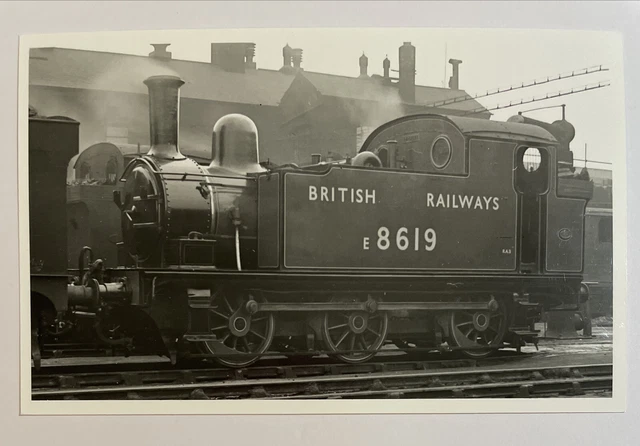 LNER RAILWAY LOCOMOTIVE PHOTOGRAPH LNER 8619 Stratford C650 £2.99 ...