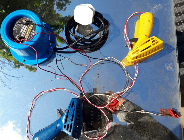 SCALEXTRIC POWER PACK C919 With 2 Hand Controllers. £5.00 - PicClick UK