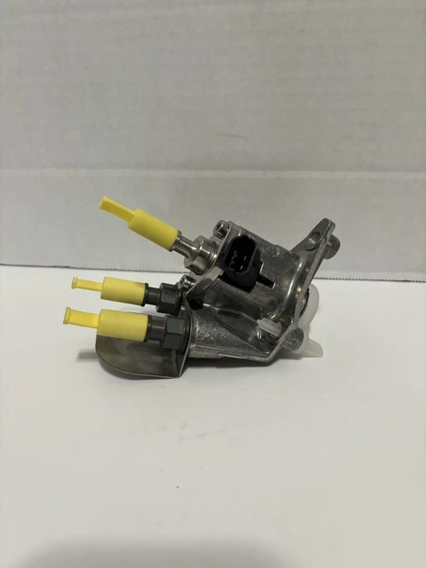 22391563 DEF DOSING Valve Unit For D13 VNL Mack Truck Volvo 21575532 ...