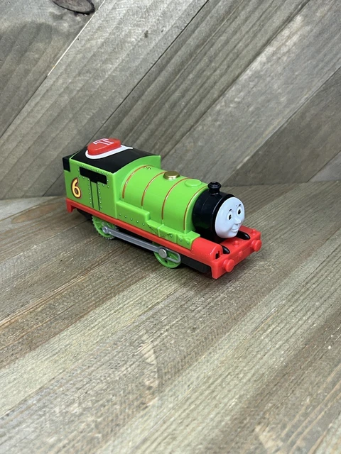 MOTORIZED TRACKMASTER PERCY Thomas Train Tank Engine Talking Moving EUR ...