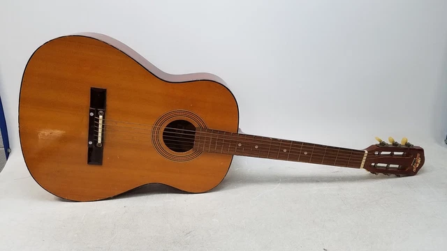 VINTAGE WOODEN CHECKMATE Six String Acoustic Guitar Model G115 $19.99 ...