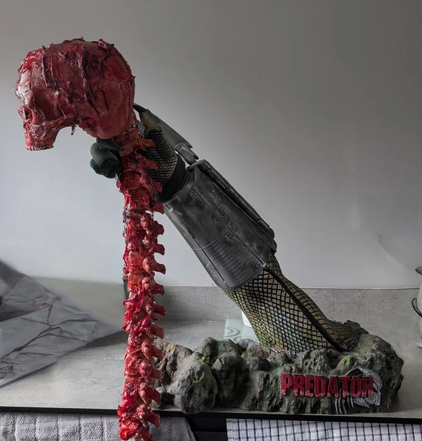 LIFE SIZED PREDATOR Arm With Skull And Spine Trophy display £260.72 ...