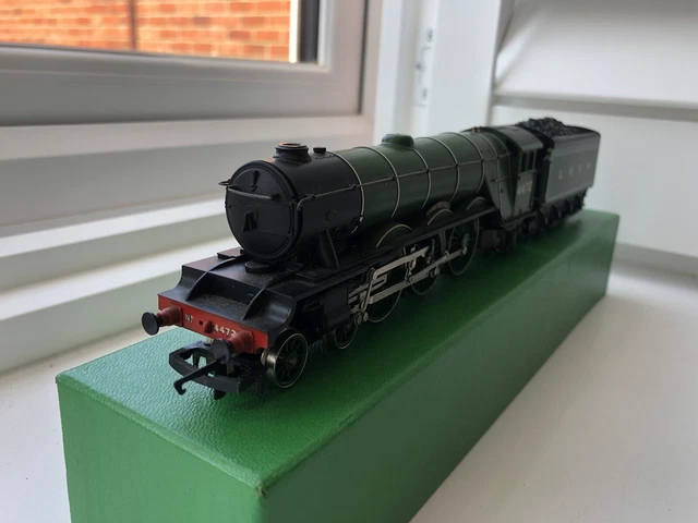 HORNBY 4-6-2 LNER Flying Scotsman Locomotive & Tender OO Gauge Model ...