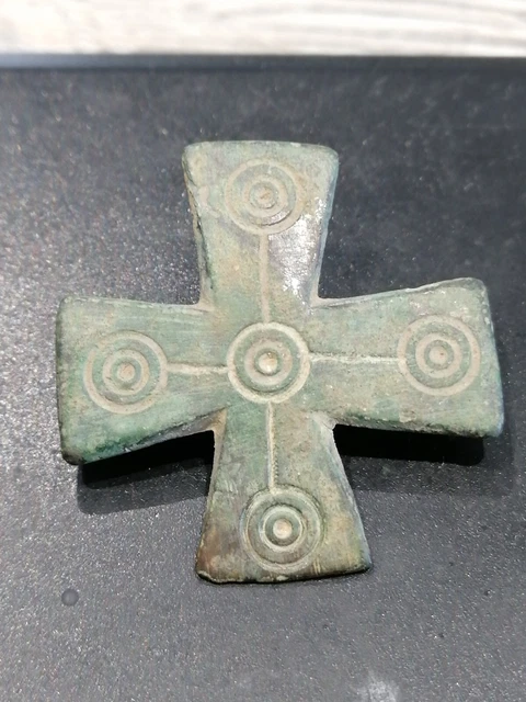 SUPERBE FIBULE MÉROVINGIENNE - Carolingienne. Carolingian Merovingian ...