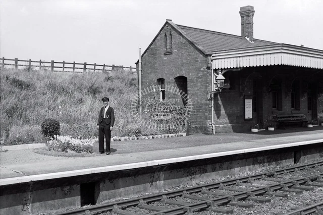 PHOTO BR BRITISH Railways Station Scene - LOWESBY 1953 5 £1.99 ...