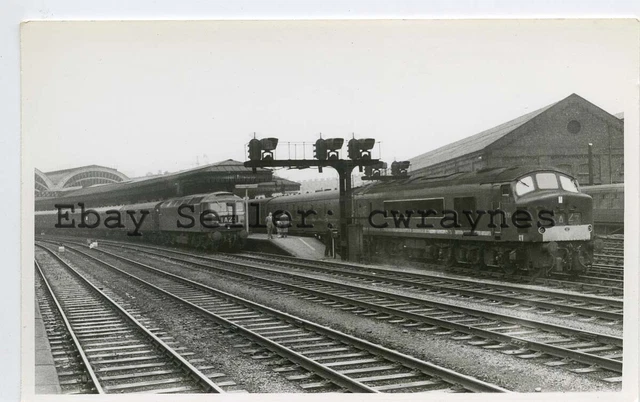 RAILWAY PHOTO: YORK Station with Diesel Class 47 & 45 - 1964 - NER ...