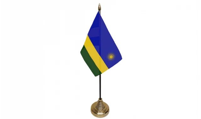 RWANDA 6& X 4" Desk Table Flag with Gold Plastic Cone Base EUR 13,32 ...