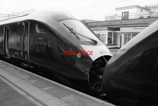 PHOTO FIRSTGWR Class 800 No 800010 Michael Bond At Swindon It Seems ...