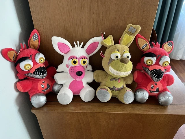 FUNKO FIVE NIGHTS at Freddys 4 Plush Springtrap/Funtime Foxy/Nightmare ...
