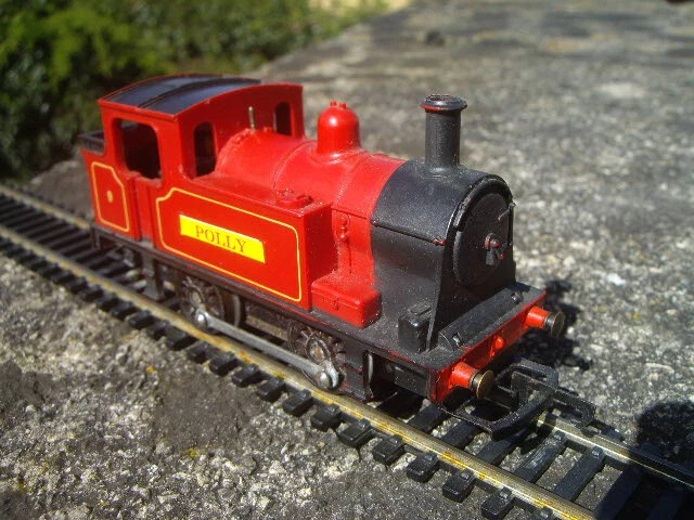TRIANG HORNBY R355R INDUSTRIAL TANK LOCO POLLY 0-4-0 SHUNTER No.9 GOOD ...