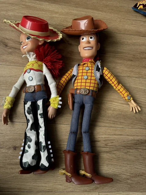 Disney Pixar Toy Story Talking Pull String Jessie Doll And Woody Doll 3382