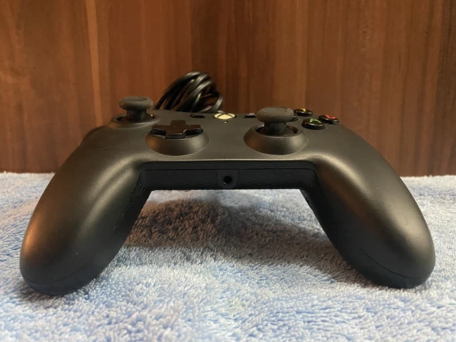 AMAZON BASICS XBOX One Video Game Controller Wired USB Black Model ...