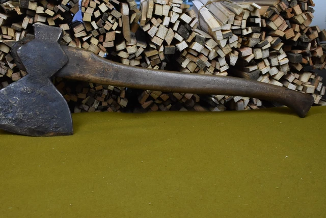 OLD/VINTAGE EARLY BLACKSMITH Made American 4lb Shipwright's Axe £40.00 ...