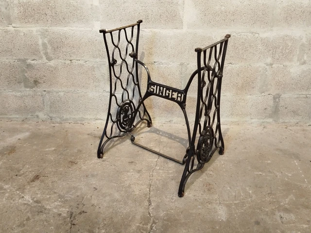 SUPPORT MACHINE A Coudre Singer Simanco Treadle Table Pied Fonte ...