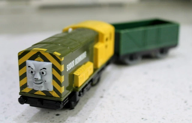 THOMAS & FRIENDS Trackmaster Motorized Ironworks Iron Bert Engine ...