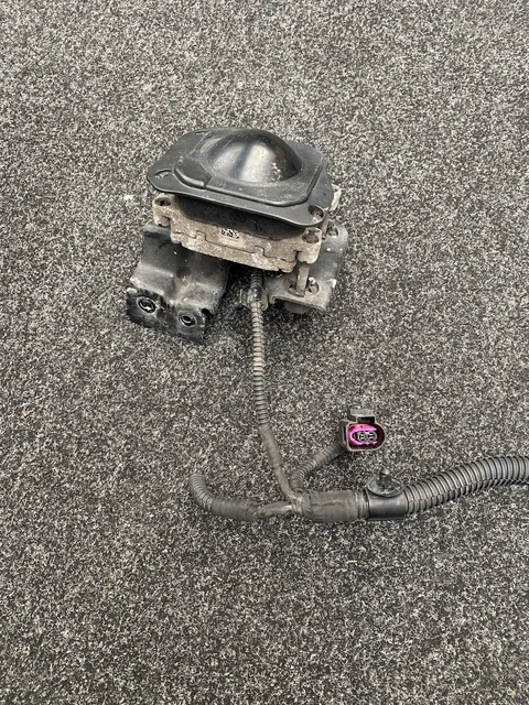 AUDI Q5 MK1 8R Radar Sensor Distance Control ACC 8R0907561A 0203000093 ...