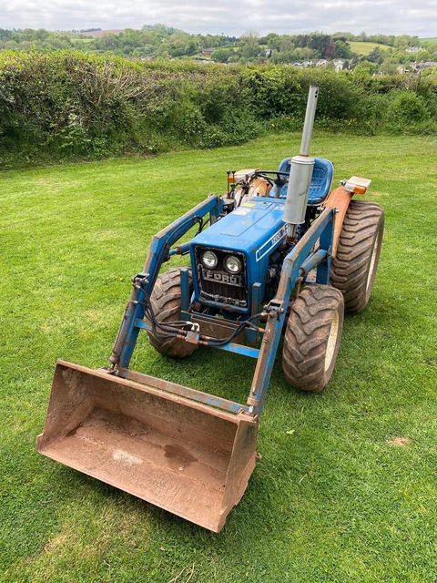 FORD NEW HOLLAND 1200 Compact Tractor with front loader Rear PTO & Ball ...