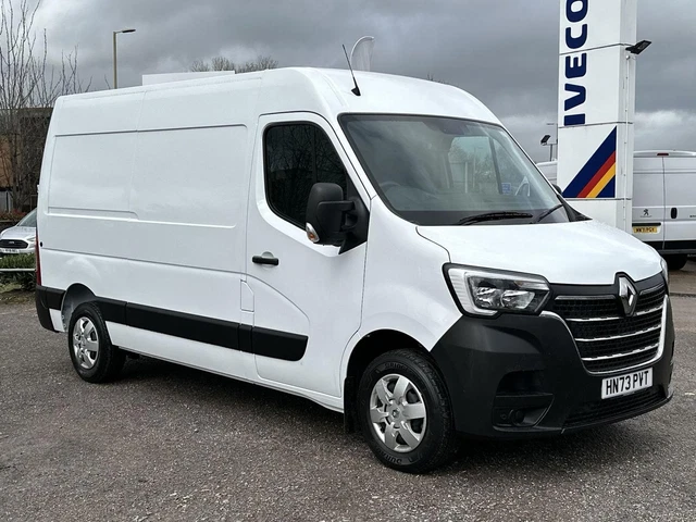 2023 RENAULT MASTER MM35 BLUE DCI 135 MEDIUM ROOF VAN Advance Panel Van ...
