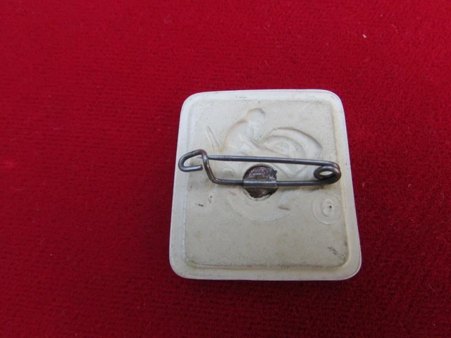 ORIGINAL GERMAN WW2 "Mutter with Kinder ",Donation Tinnie/badge FROM ...