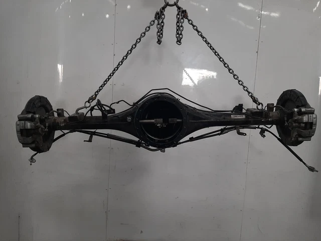 2023 MAXUS T90 Mk1 Automatic Rear Dead Axle with Fixing Bolts for ...