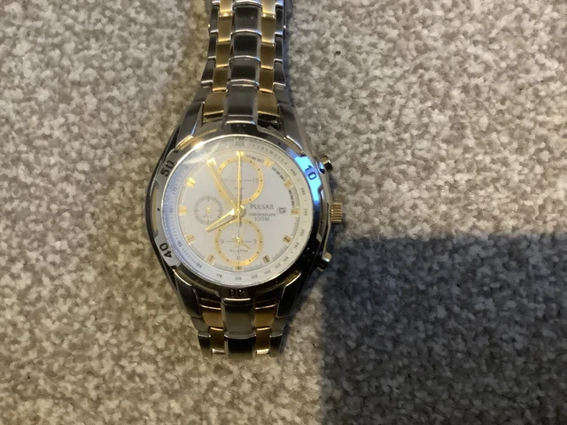 PULSAR CHRONOGRAPH 100M White and Gold Colour Watch YM62-X177 New Batt ...