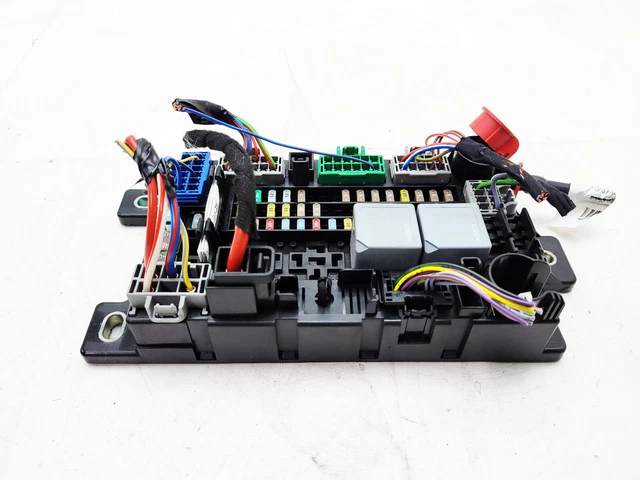 RANGE ROVER EVOQUE L551 Fuse And Relay Box 2.0 Diesel M8D2-14A073-Ba ...