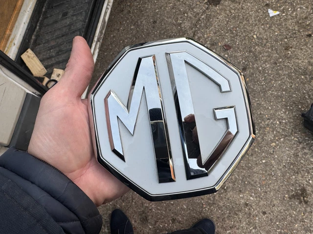 MG ZS EV Front Badge Emblem Logo 2020-2024 11221212 £45.00 - PicClick UK