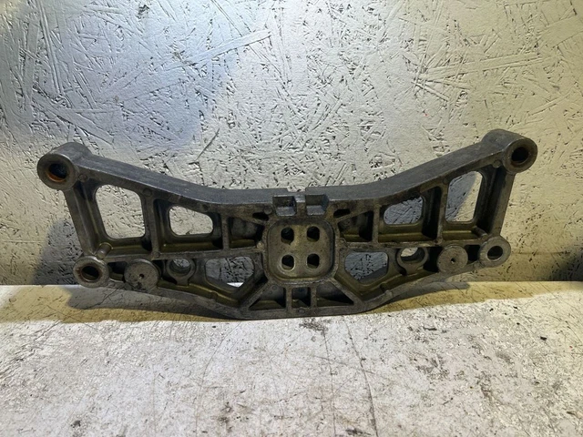 DODGE CHALLENGER 2018 Gearbox mounting bracket STO45206 £62.39 ...