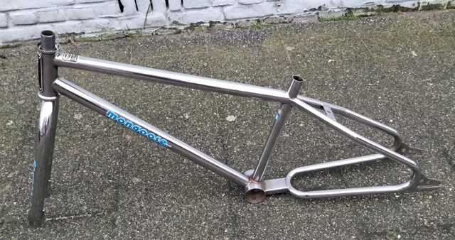 MONGOOSE PRO CLASS 24 INCH OLD school CRUISER BMX frame and fork USA ...