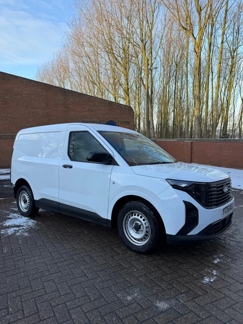 2025 (75 REG) Ford Transit Courier Leader 1.5 Ecoblue Van - only 1698 ...