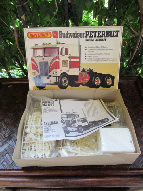 ANCIENNE MAQUETTE MATCHBOX AMT - BUDWEISER Peterbilt cabine avancée - 1 ...
