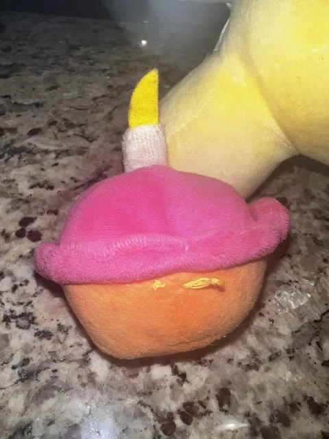 FNAF FIVE NIGHTS At Freddys 10" Chica Sanshee Duck Plush & cupcake £20. ...